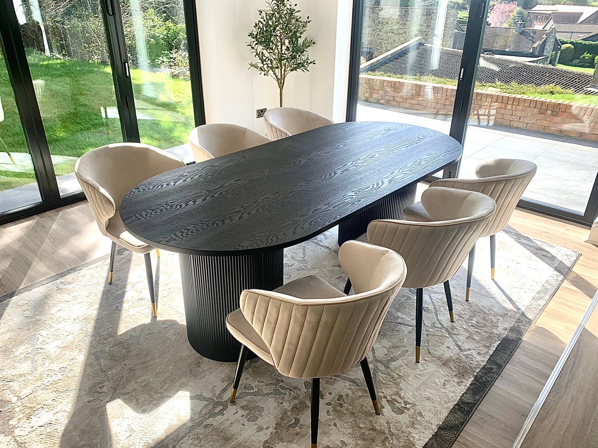 Luna Black Oval Dining Table – Lush Interiors